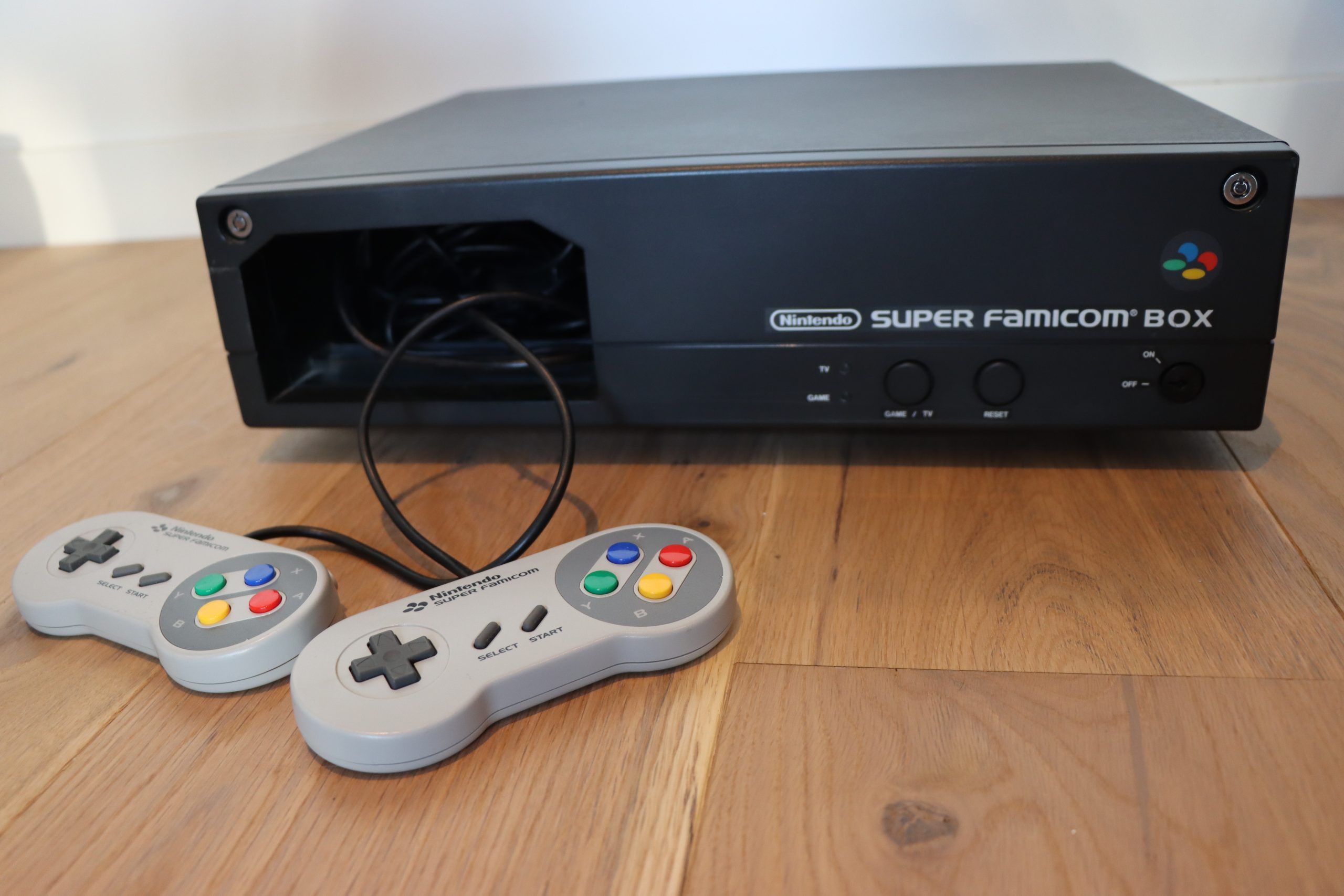 Vergeten spelcomputers: (Super) Famicom Box - Nova Hollandia